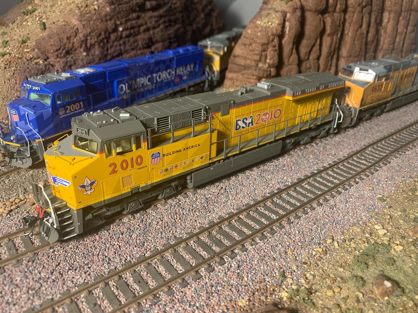 Fusion Scale Graphics: Model Train Decals | Custom Waterslide Decals